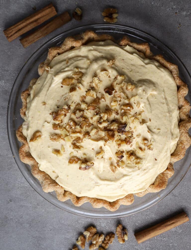 2 Gingerbread Pie Crust Recipes - A Red Spatula