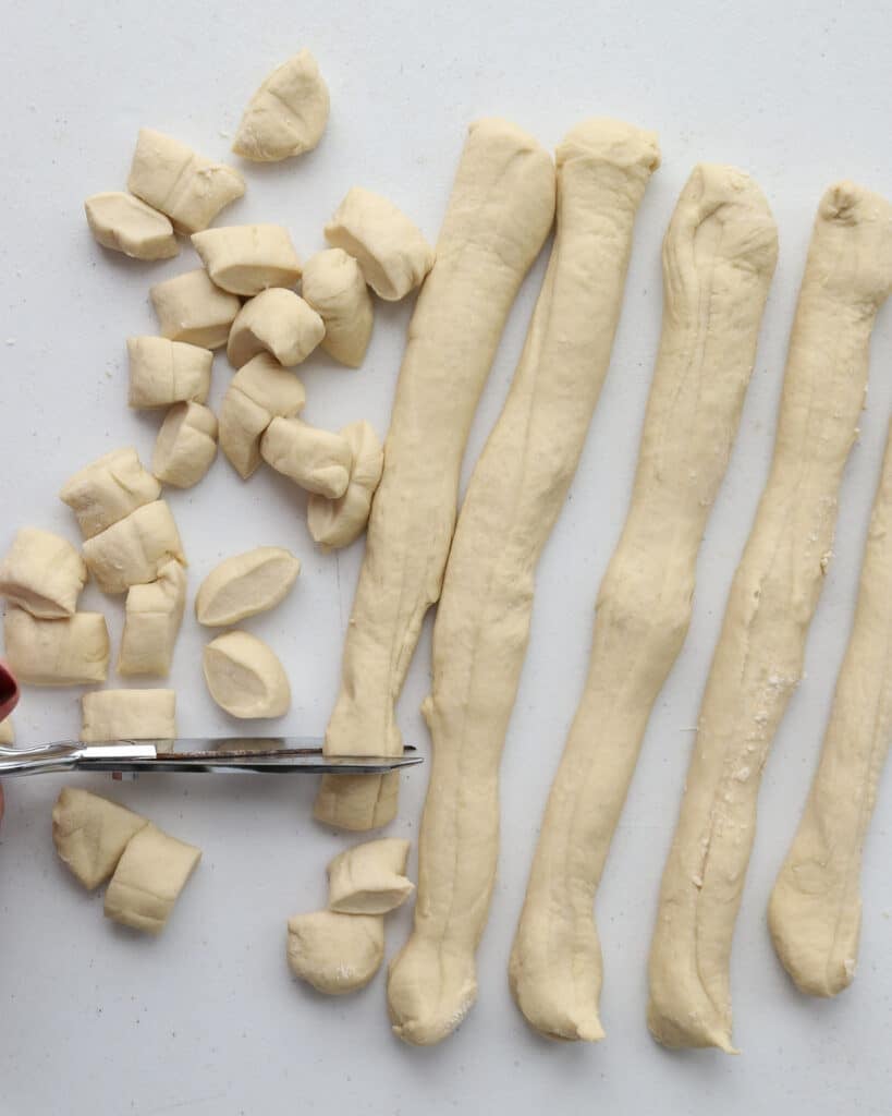 Homemade Parmesan Bread Bites (Domino’s Copycat Recipe) - A Red Spatula