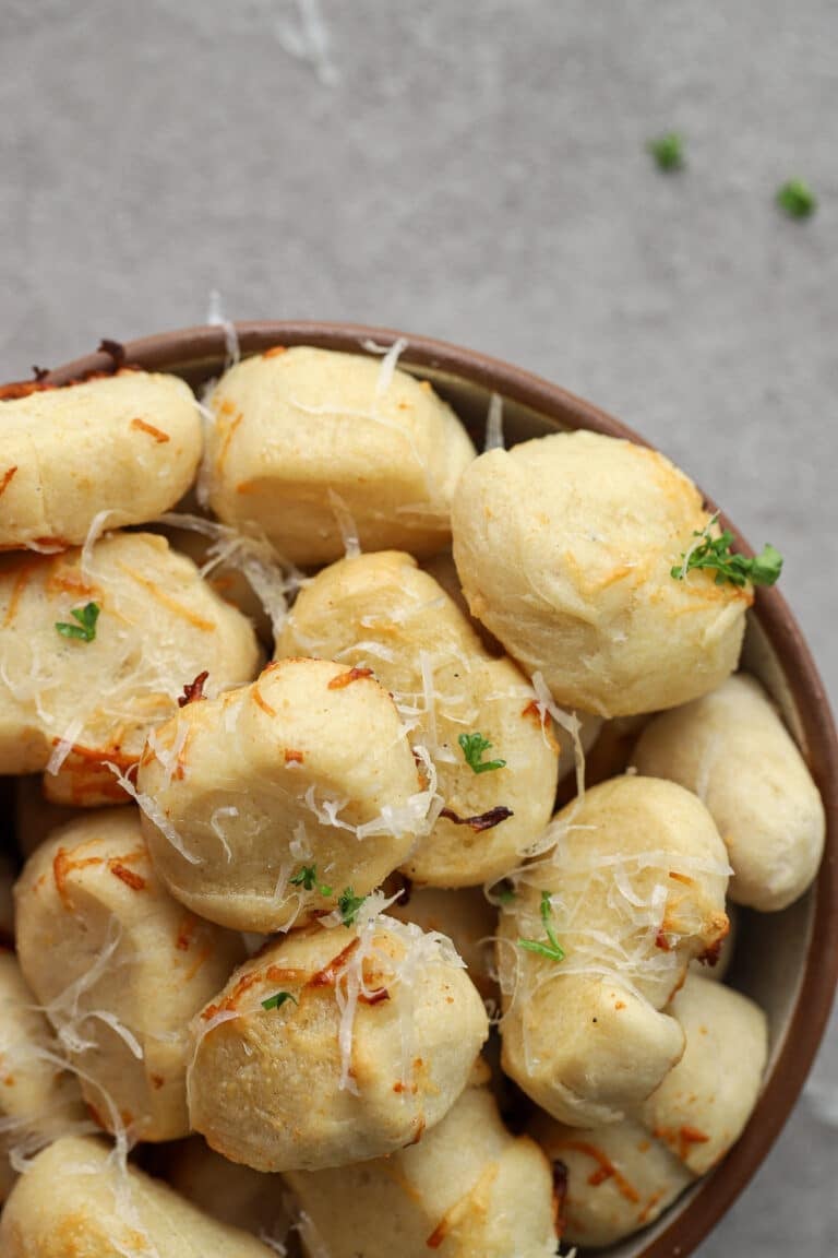 Homemade Parmesan Bread Bites (Domino’s Copycat Recipe) - A Red Spatula