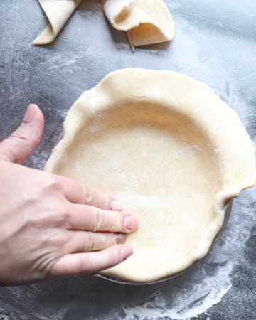Buttery And Flaky 6-Inch Pie Crust - A Red Spatula