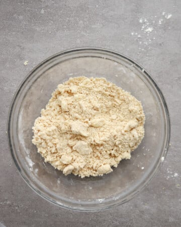 Buttery And Flaky 6-Inch Pie Crust - A Red Spatula