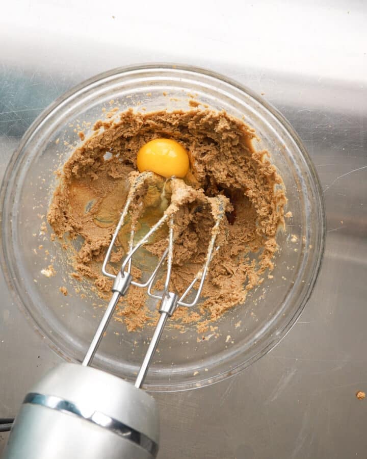 Homemade Whole Wheat Fig Bar Recipe - A Red Spatula