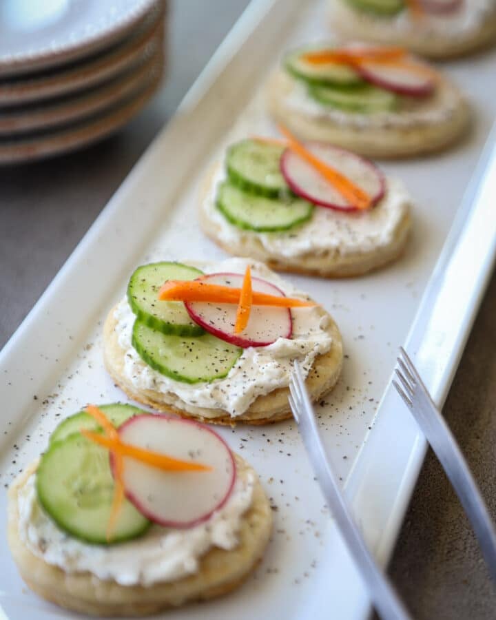 Pie Crust Appetizer Recipe With Savory Cream Cheese and Vegetables - A ...